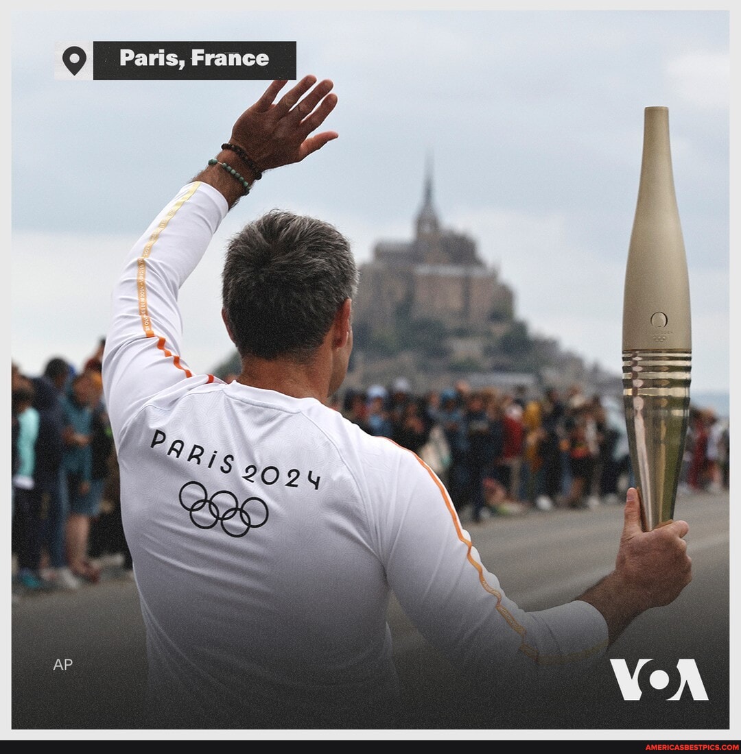 Olympic torch arrives in Paris France July The Olympic torch relay ...