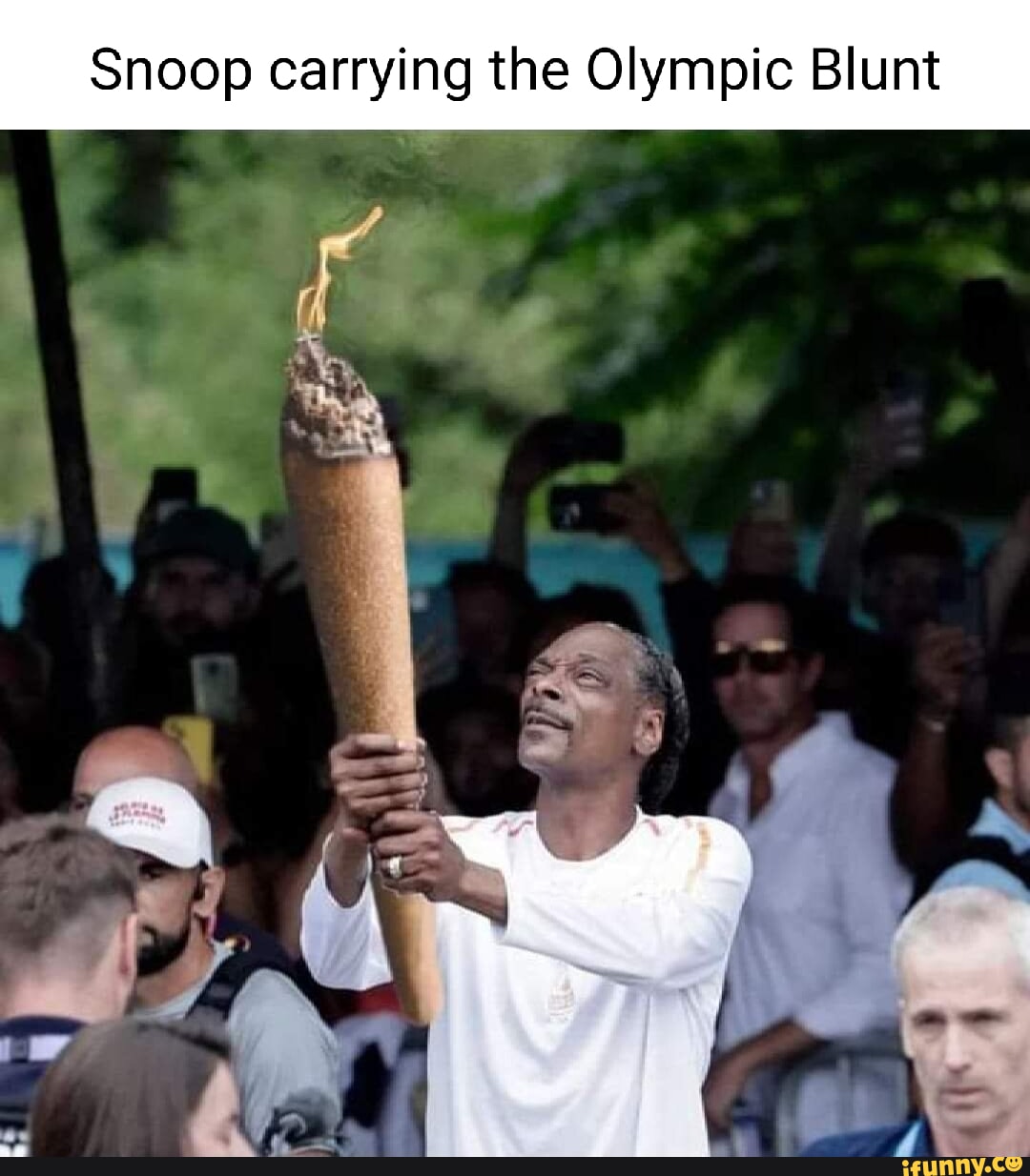 When the mods start arguing in #general - iFunny