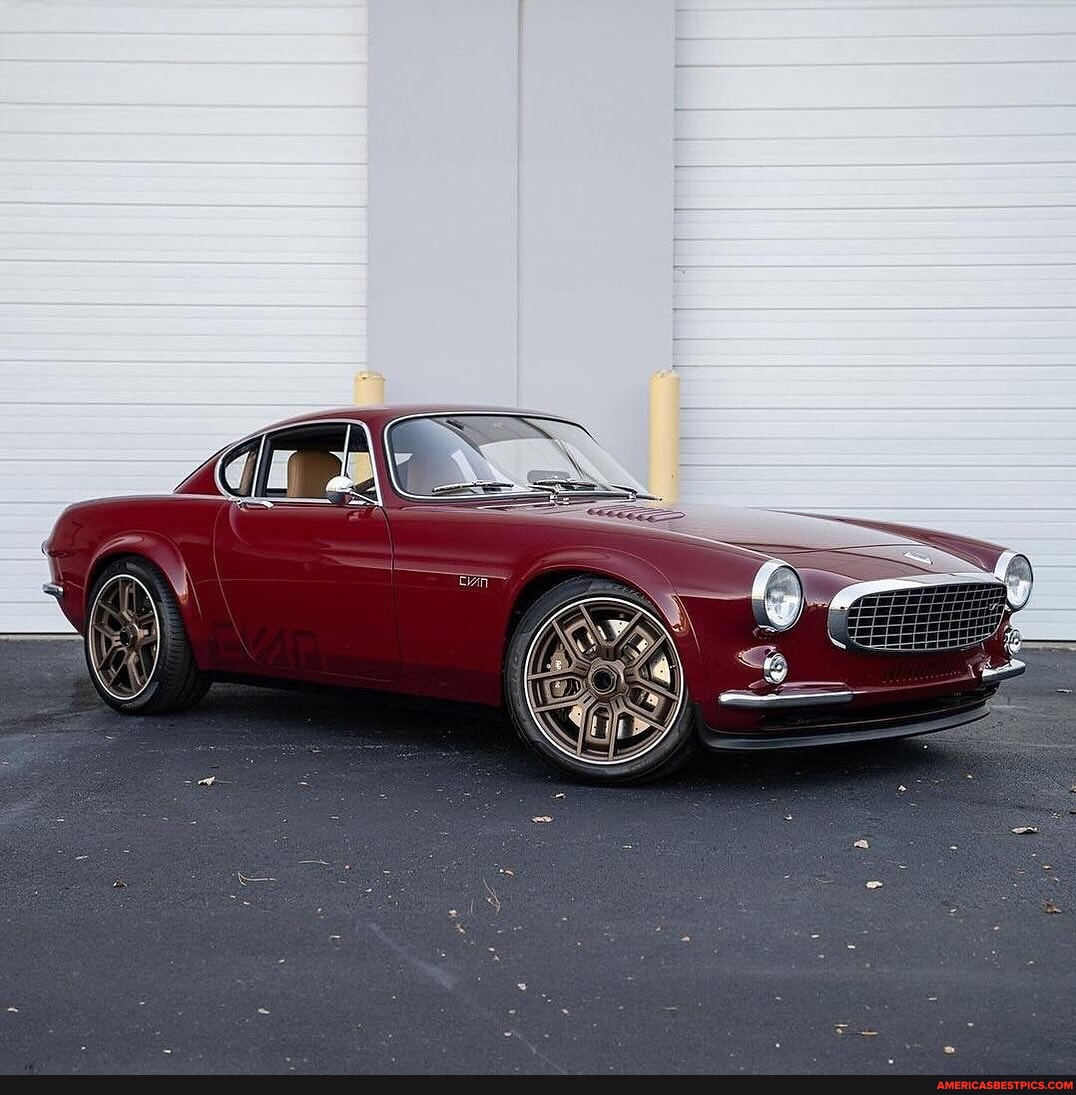 1964 Volvo P1800 restomod by @cyanracing How good does this car look ...