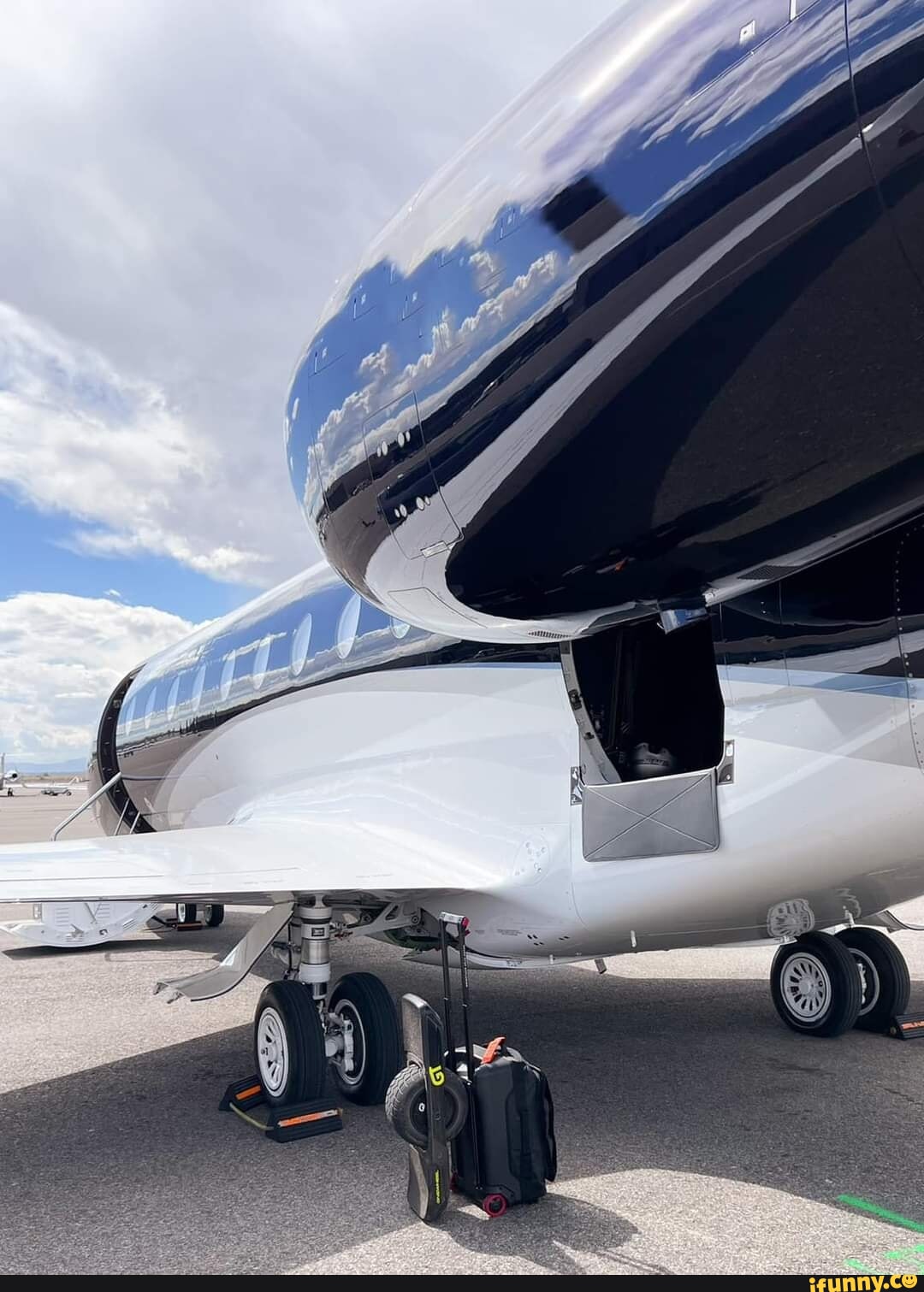 Privatejet memes. Best Collection of funny Privatejet pictures on iFunny