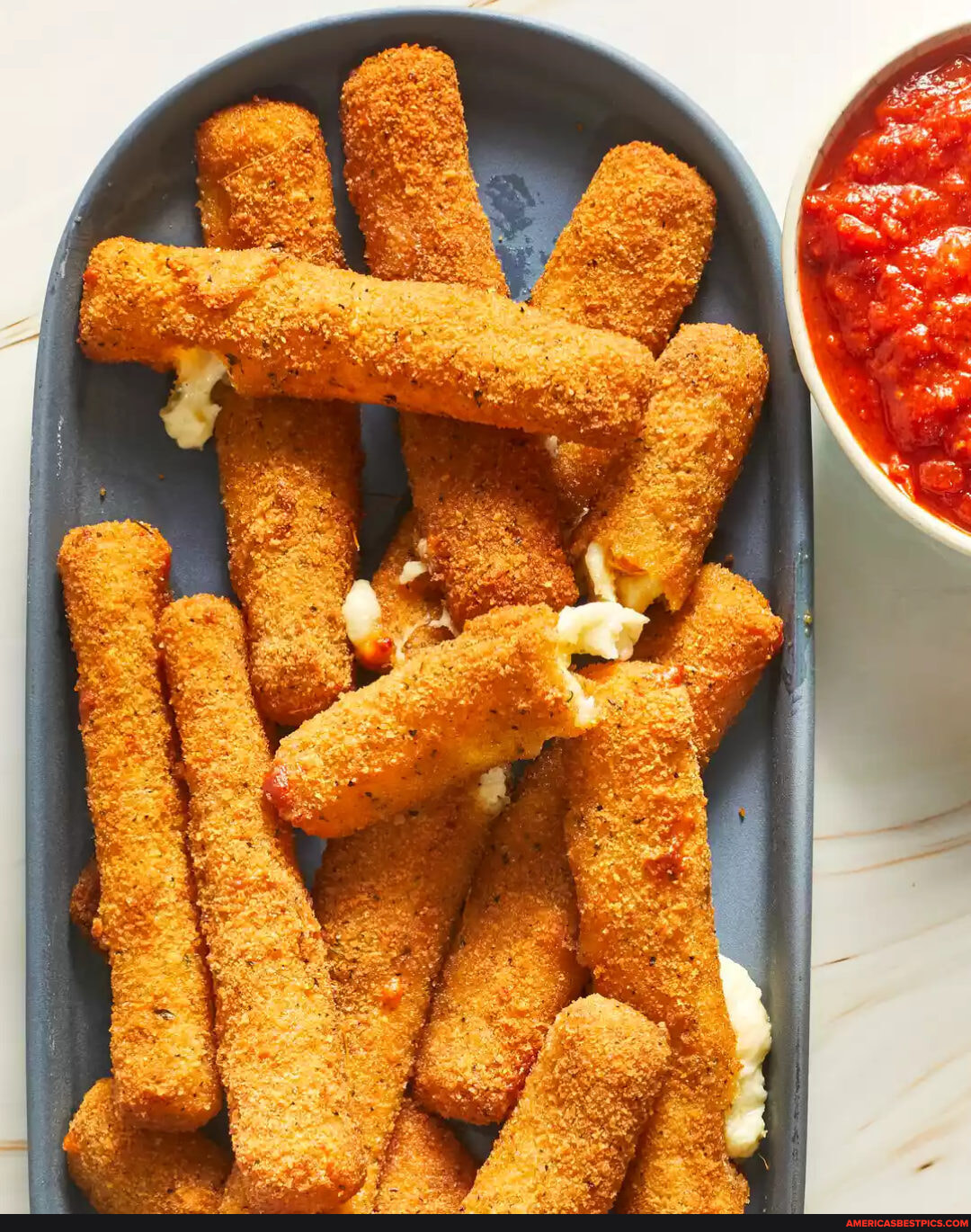 Want to know the secret to these perfectly Fried Mozzarella Cheese ...