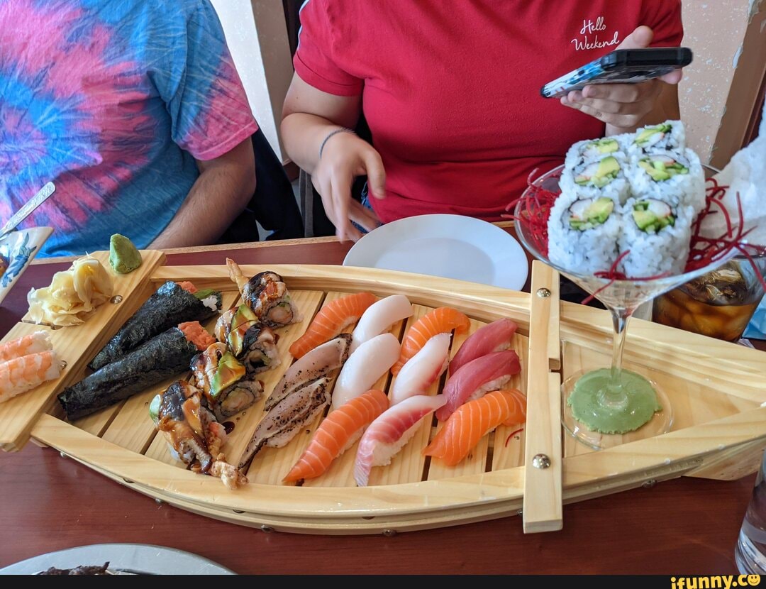 Shrimp Nigiri, Spicy tuna hand rolls (SPICY TUNA & AVOCADO), Dragon ...
