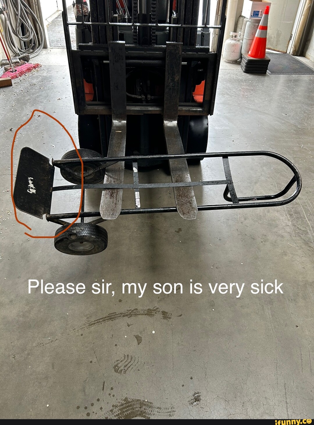 Dump - Look at the size of Shag compared to the Fi drivers Qram co ar ...