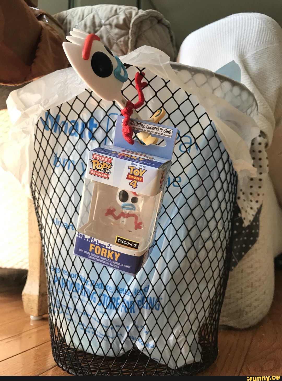 #forky #toy_story #disney #funko_pop #pixar #toys #trash - iFunny